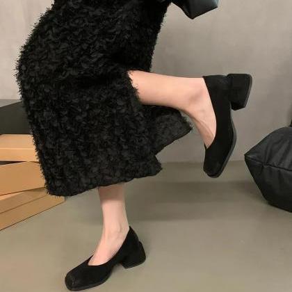 Vintage-inspired Chunky Heel Suede Block Shoes on Luulla