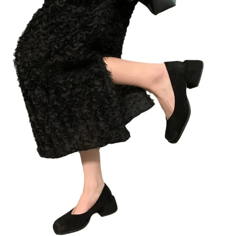 Vintage-inspired Chunky Heel Suede Block Shoes on Luulla