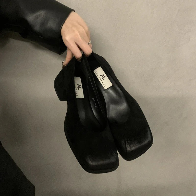 Vintage-inspired Chunky Heel Suede Block Shoes on Luulla