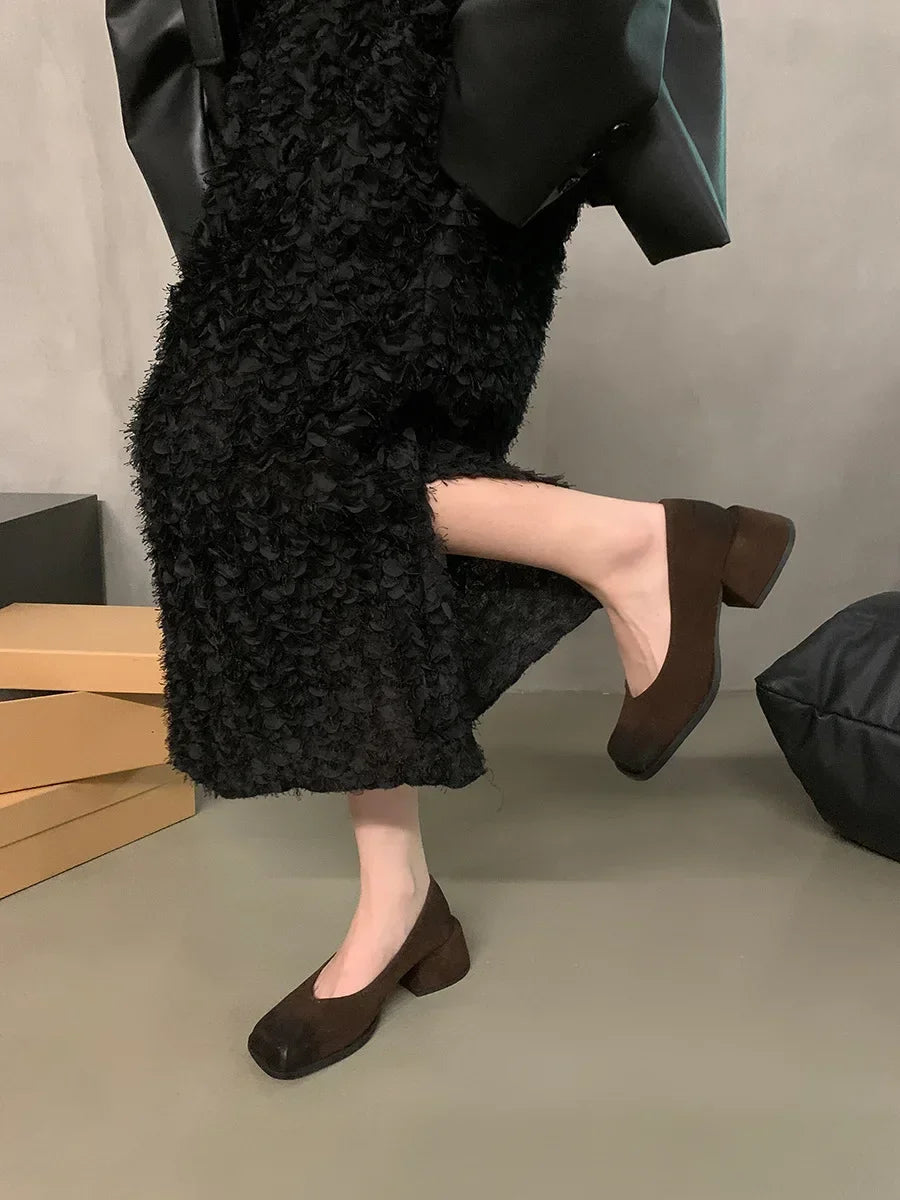 Vintage-inspired Chunky Heel Suede Block Shoes on Luulla