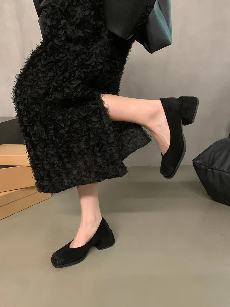 Vintage-inspired Chunky Heel Suede Block Shoes on Luulla